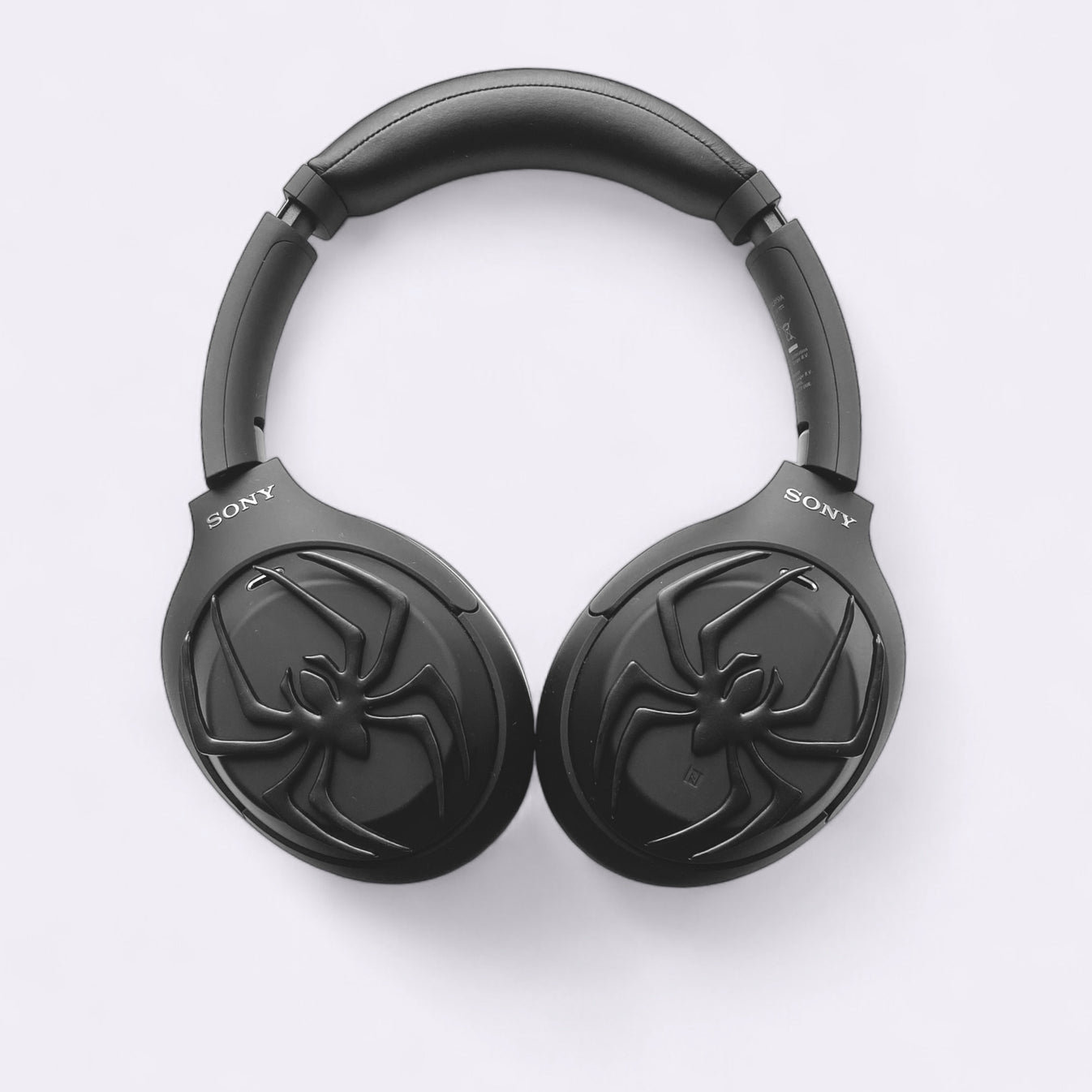 Black spider for Sony XM4 – Lux or Bliss
